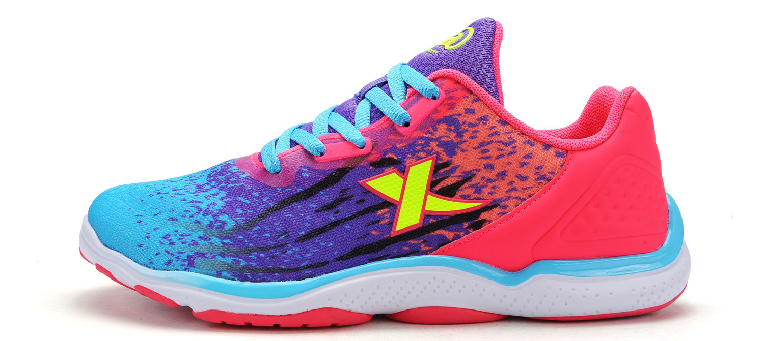 Ranking of the best Chinese running shoes for 2025: women's and men's